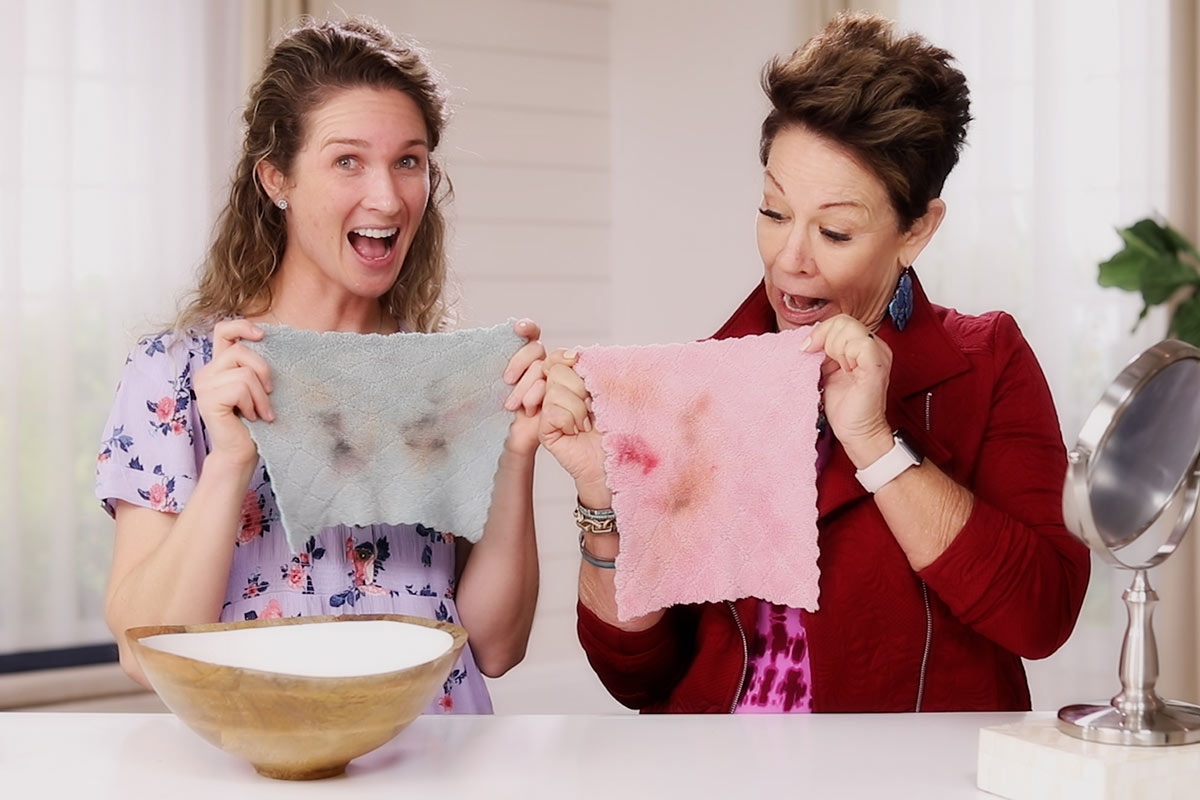 Mess-Free Makeup Removal and Face Cleansing